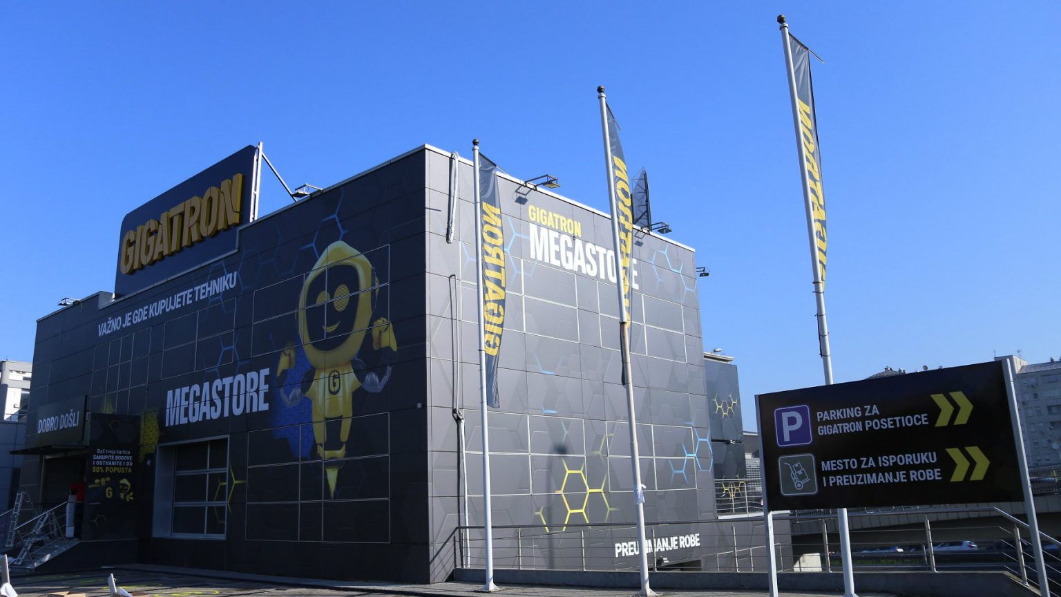 Otvaranje najvećeg Gigatron Megastore-a - Tehnologije - Dnevni list Danas