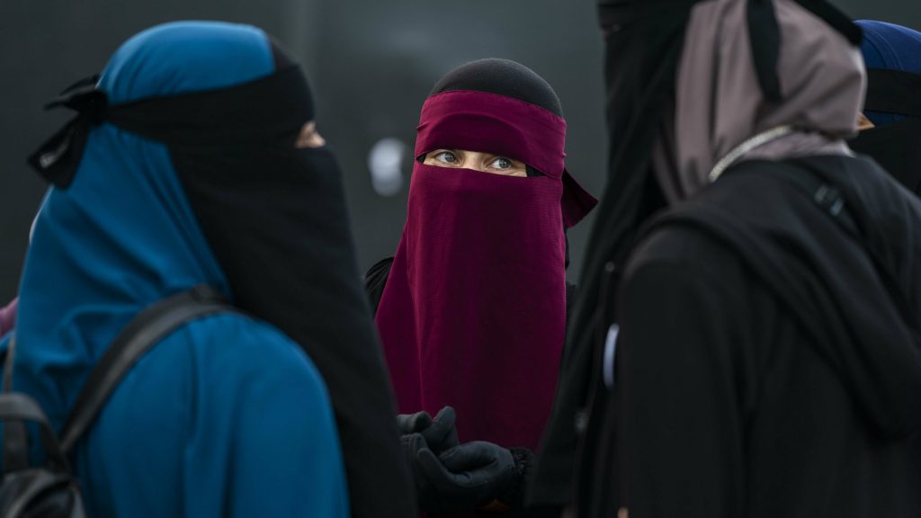 Šri Lanka zabranila nikab - Svet - Dnevni list Danas
