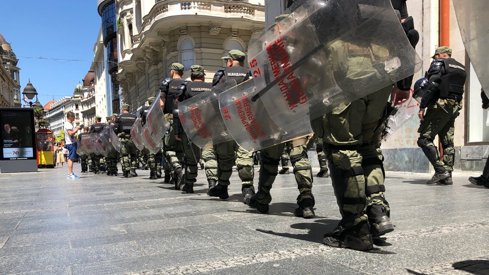 Peta parada „Ponos Srbije“ u fotografijama - BBC News na srpskom ...
