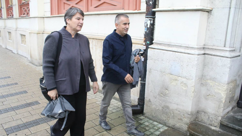 Danijel Sinani: Država nam je u velikoj meri suspendovana - Politika ...