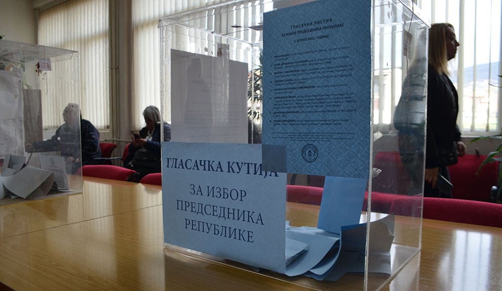 RIK usvojio konačne rezultate predsedničkih izbora - Politika - Dnevni ...