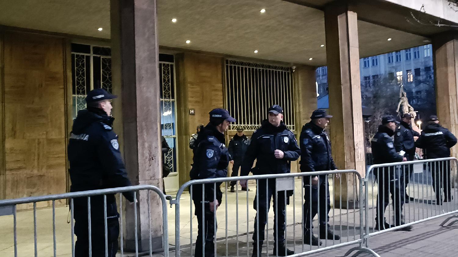 Da li izborni cenzus treba vratiti na pet odsto? - Politika - Dnevni ...