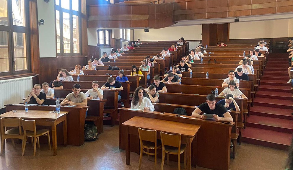 Na Pravnom fakultetu u Beogradu bez prijemnog od 2024. godine - Društvo - Dnevni list Danas