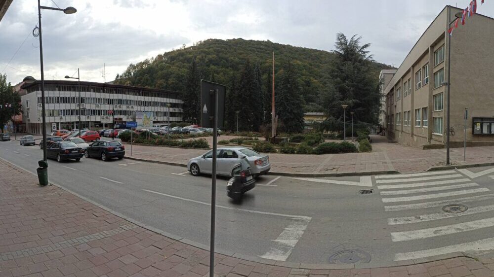 Majdanpek: Za Dan rudara - izložbe fotografija i slika, sportska ...