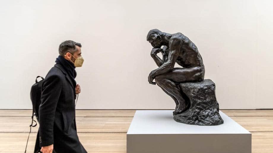 Odlivak skulpture "Mislilac" Ogista Rodena prodat za 11, 14 milona ...
