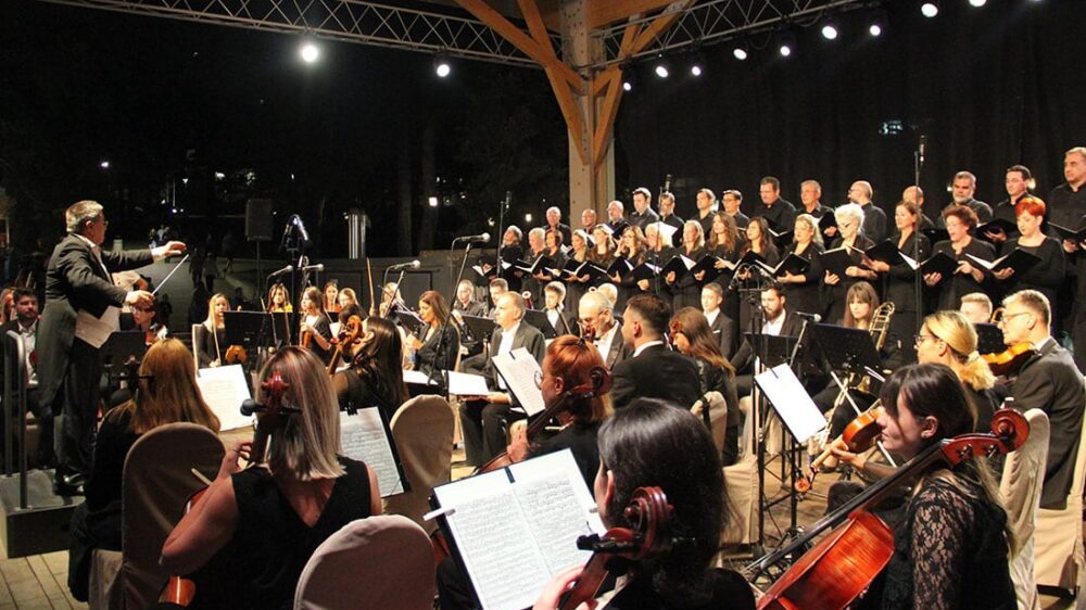 Filharmonija „Naissus“ nastupila na Zlatiboru - Kultura - Dnevni list Danas