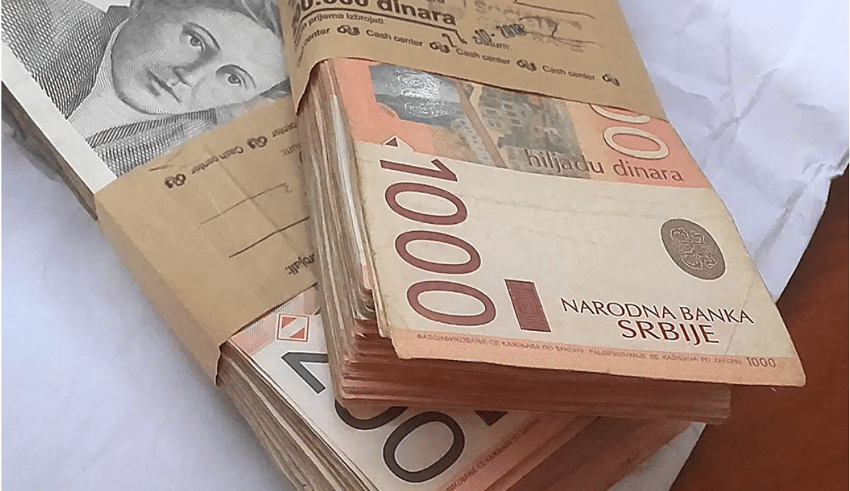 Dinarska štednja isplativija od devizne: Na 100.000 dinara na 10 godina ...