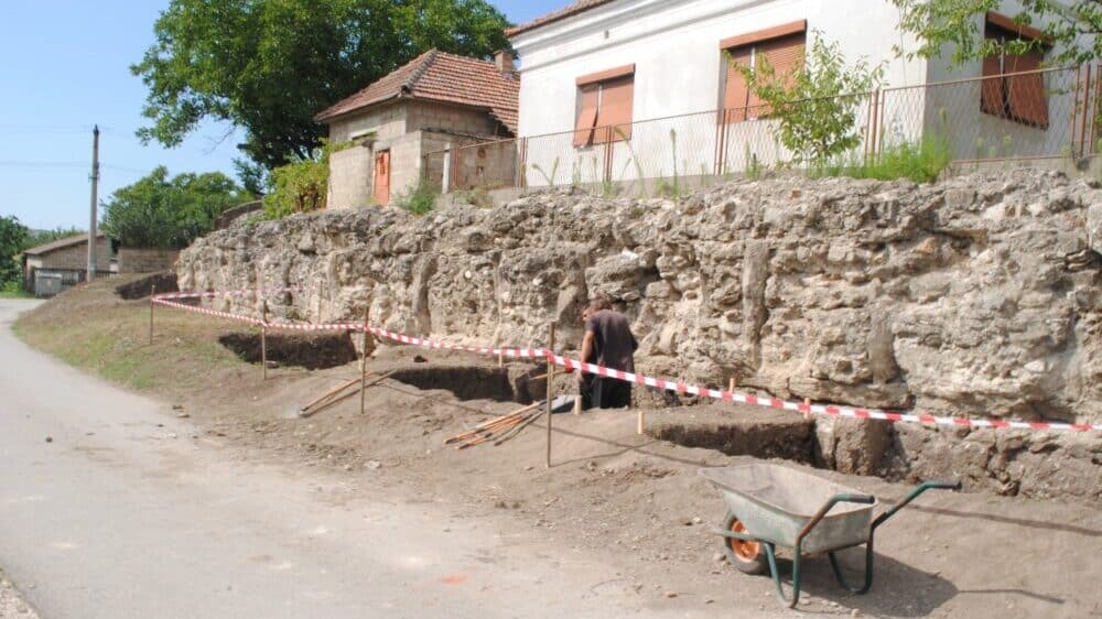 Nastavljena arheološka iskopavanja starog rimskog grada na čijim je ...