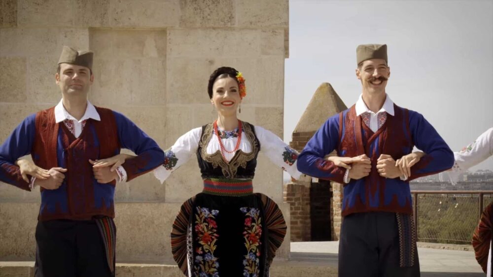 Snima se dokumentarni film "Srpsko kolo" u Subotici - Kultura - Dnevni ...