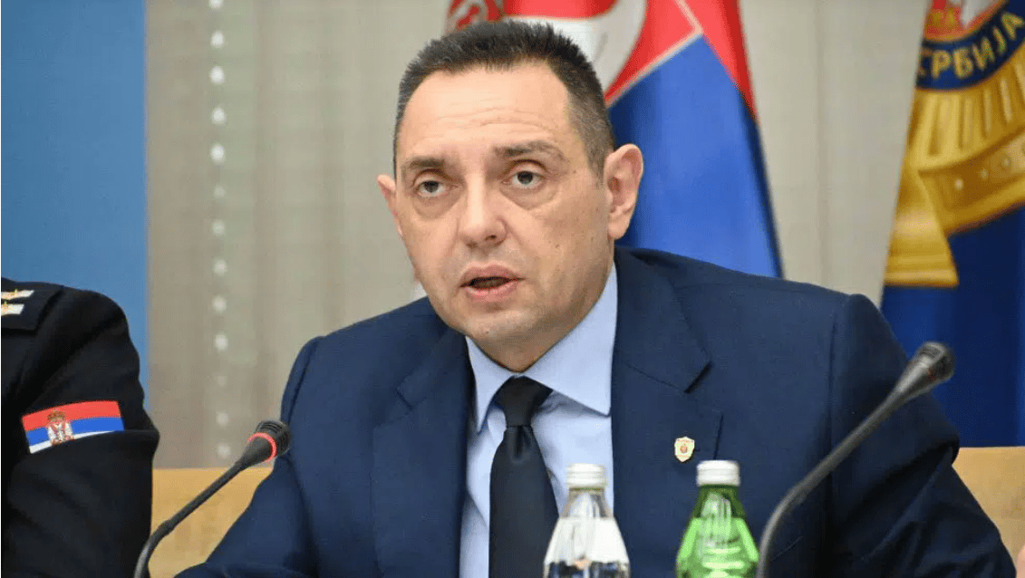 Vulin: MUP će izvršiti identifikaciju svih osoba koje su pravile nerede ...