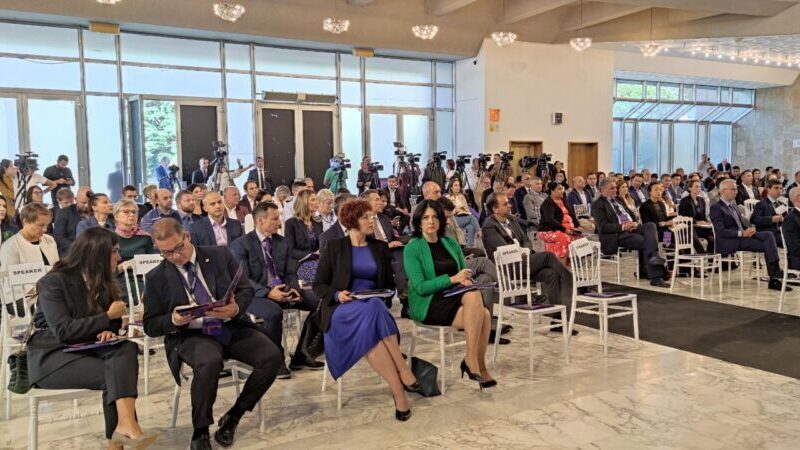 Gradonačelnica Niša na ekološkom skupu u Tirani govorila o upravljanju otpadom i recikliranju ...