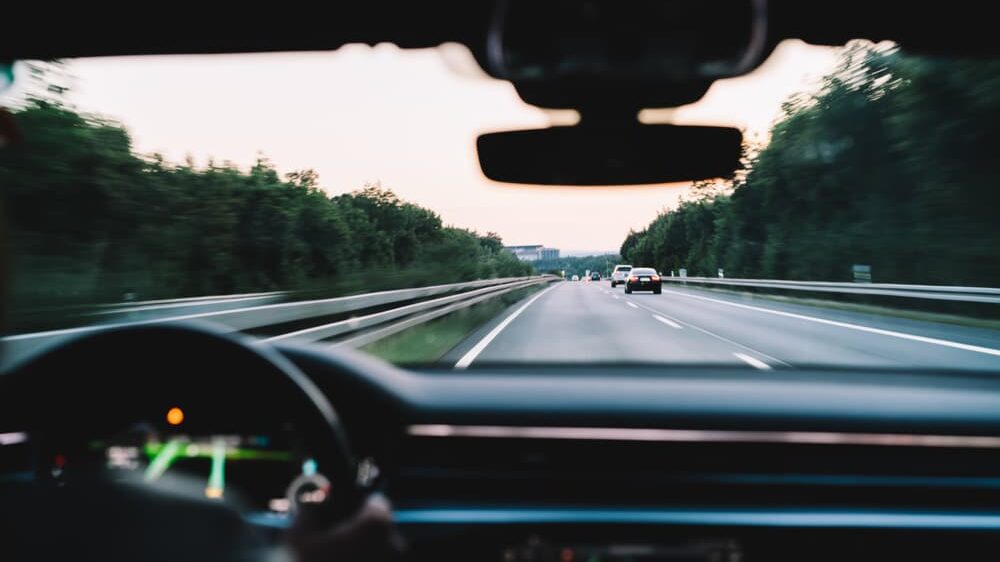 Da li znate sve simbole i svetla koja se pale na instrument tabli ...