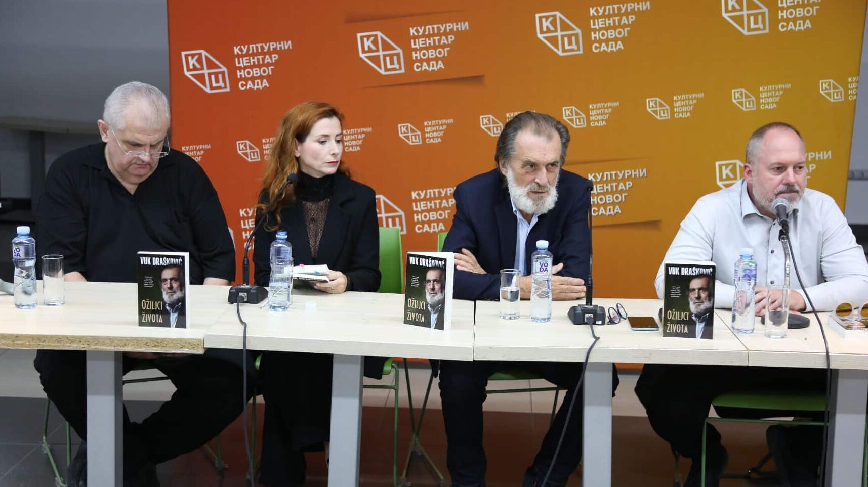 Održana promocija knjige "Ožiljci života" Vuka Draškovića: Podsećanje i ...