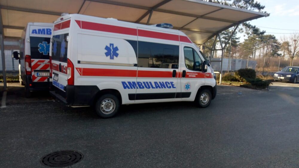 Hitna pomoć u Kragujevcu intervenisala 13 puta na javnim mestima - Društvo - Dnevni list Danas