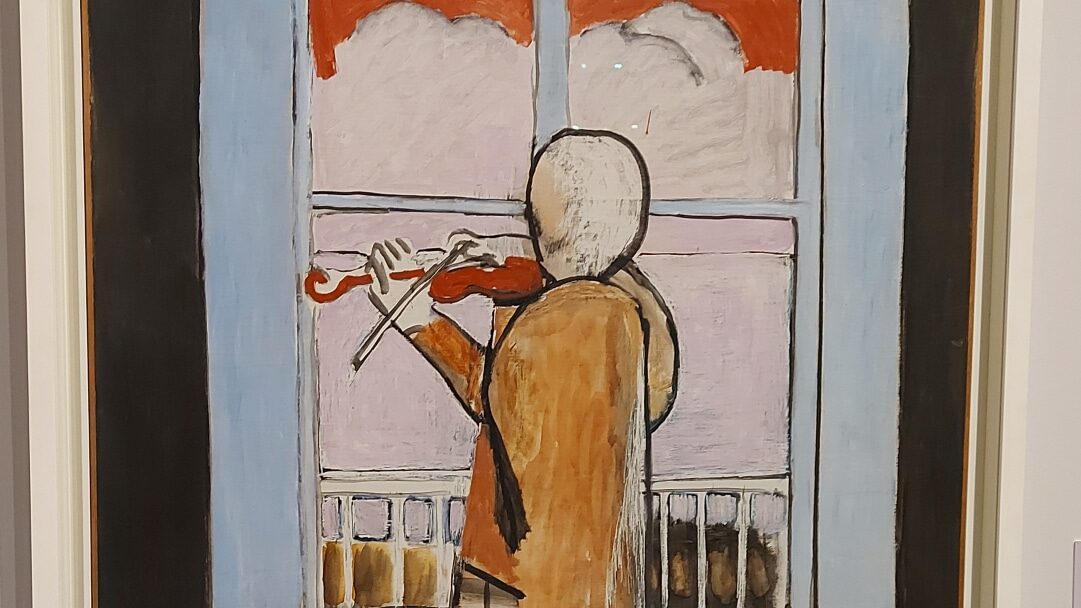 Sent Andreja (3): Matisove rajske ptice na Trgu heroja - Putopisi ...