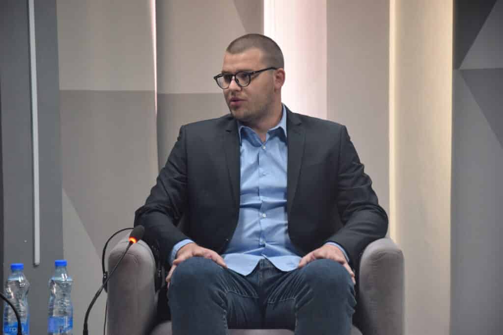 Igor Marković iz "Aktiva" u Severnoj Mitrovici za Danas: Zbog tablica ...