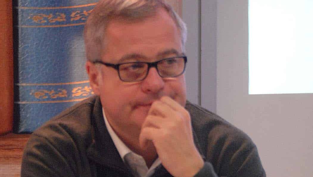 Dejan Papić: Mnogo veću štetu je pretrpela Laguna - Kultura - Dnevni ...