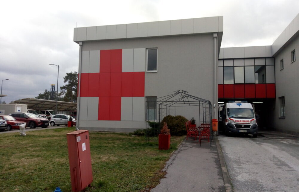 Hitna pomoći u Kragujevcu intervenisala juče 13 puta na javnim mestima - Društvo - Dnevni list Danas