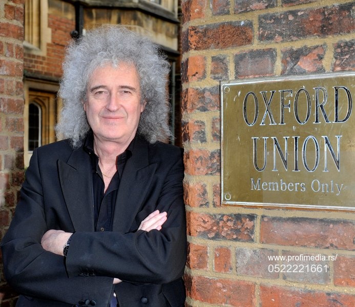 Gitarista Kvina Brajan Mej proglašen vitezom - Kultura - Dnevni list Danas