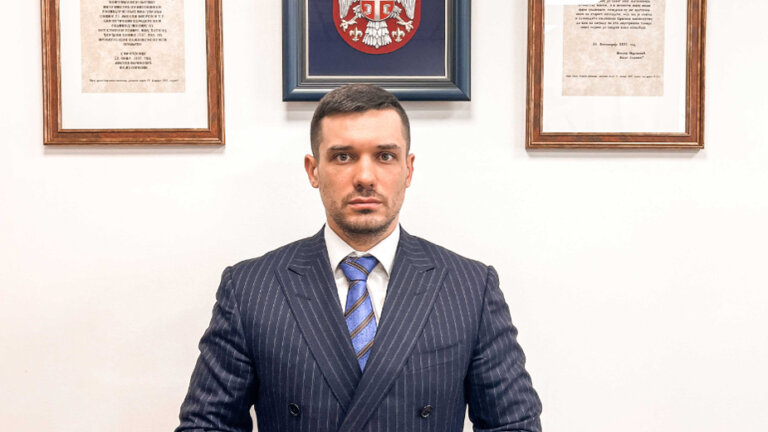 Vrtoglavi uspon jednog fizioterapeuta: Od popisivača do direktora jedne ...