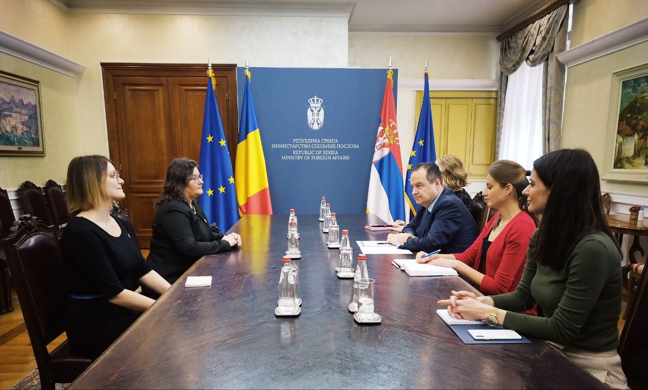 Dačić sa rumunskom ambasadorkom: Zahvalni smo Bukureštu - Politika ...