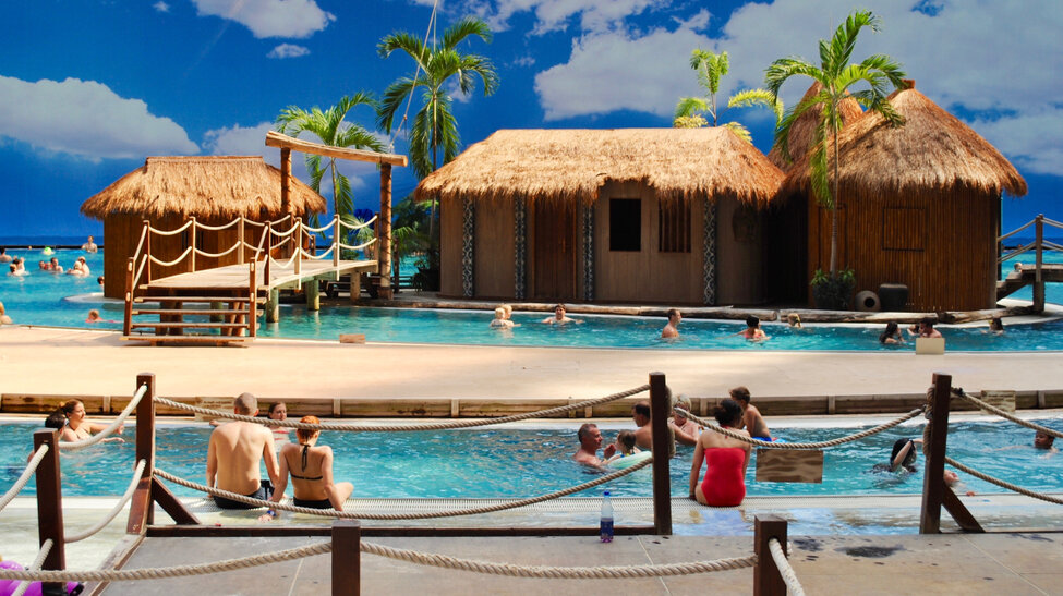 Ovaj tropski raj nalazi se u Evropi: Možete da surfujete i uživate u ...