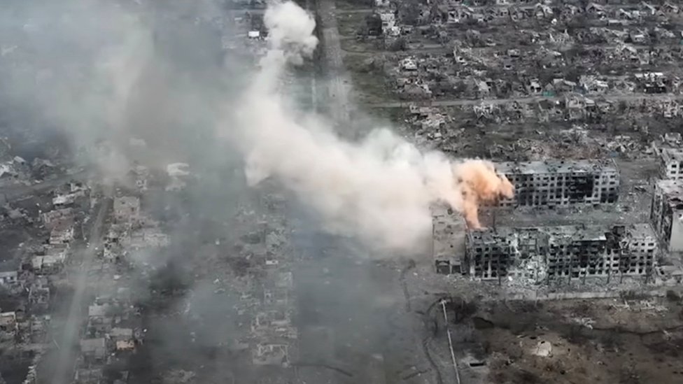 Rusija i Ukrajina: Ruska raketa pogodila muzej u gradu u Harkovskoj oblasti, Zelenski najavljuje ...