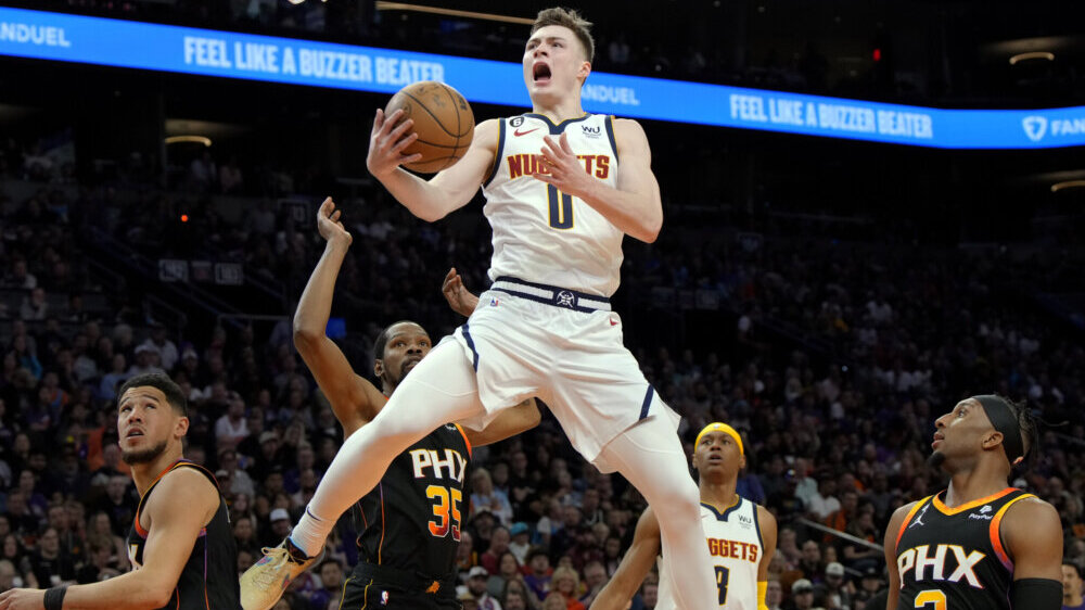 Denver bez Jokića poražen od Finiksa, Oklahoma savladala Jutu u borbi za plej-in turnir - Sport ...