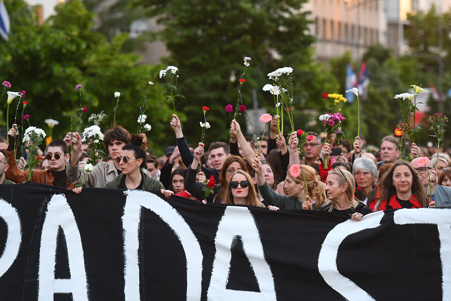 Protest "Srbija protiv nasilja" u Novom Sadu se ne gasi već dobija novi ...