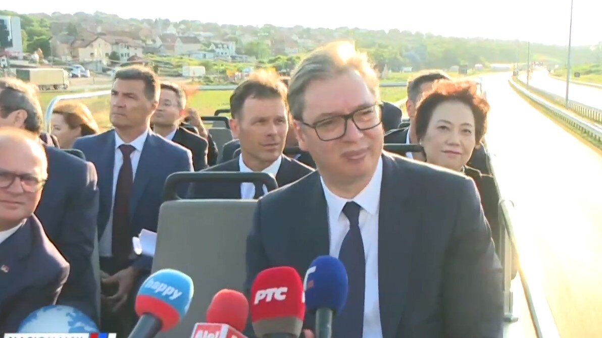 Vučić na otvaranju obilaznice nakon uzvika "Zvezda, Partizan": Šta će ...