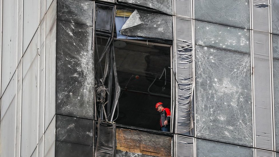 Rusija i Ukrajina: Dron ponovo udario u neboder u centru Moskve, troje ...