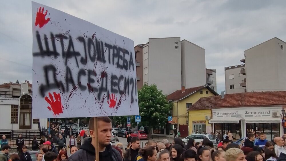 Blokadom kod Glavne pošte u Kragujevcu završen protest 'Srbija protiv ...