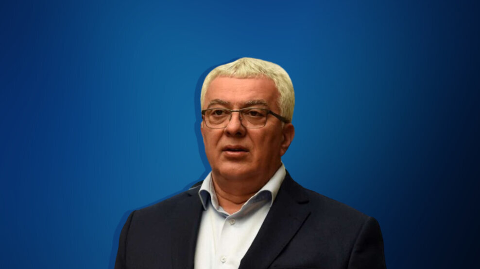 “Tvrdi da su Srbi u Crnoj Gori bliži Srbima iz okruženja nego ...