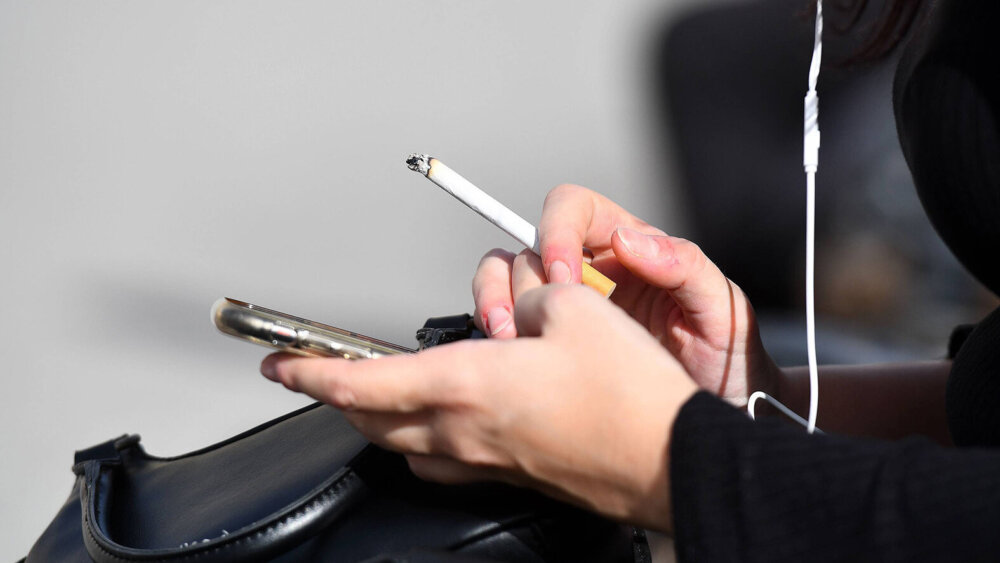 Od danas veće akcize na gorivo, alkohol, kafu i cagarete u Srbiji - Ekonomija - Dnevni list Danas