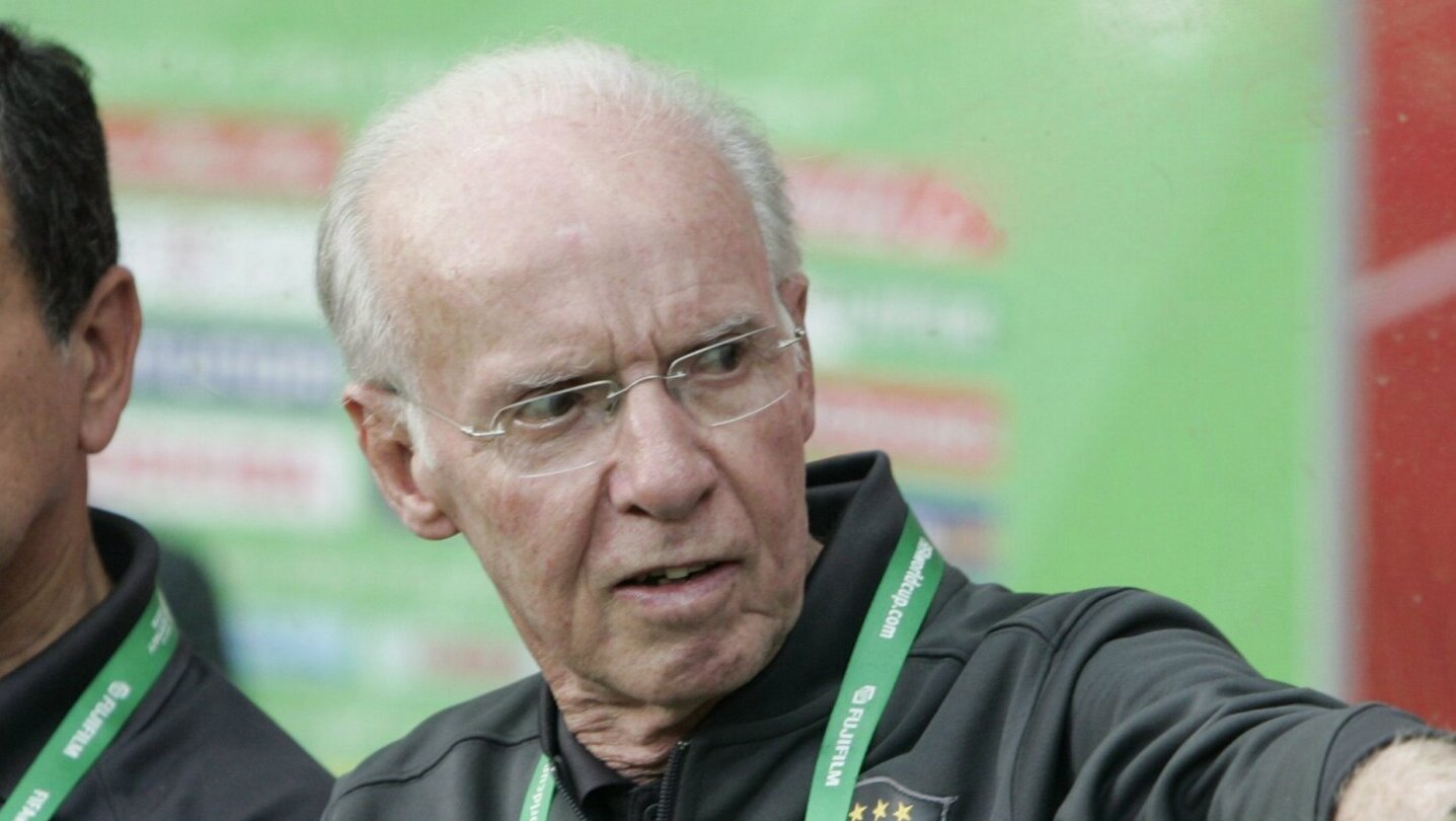 Legendary Brazilian soccer player Mario Lobo Zagalo has passed away - Nixaz