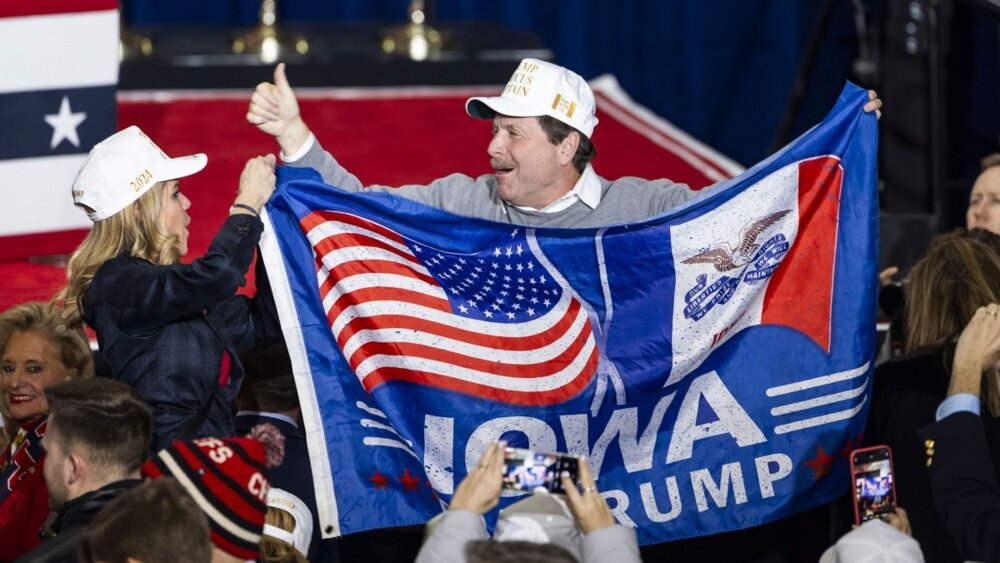 "Ideja da Tramp neće osvojiti nominaciju republikanaca je apsurdna ...