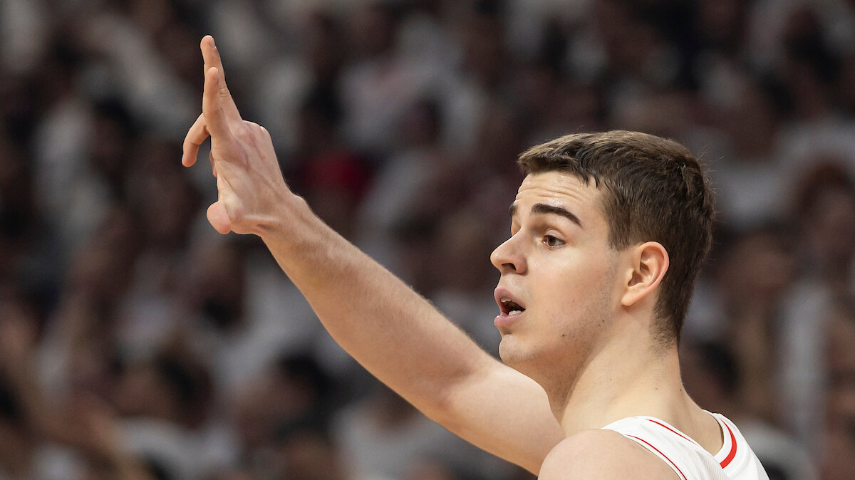 Da li Crvena zvezda ostaje bez najtalentovanijeg igrača: Nikola Topić ...