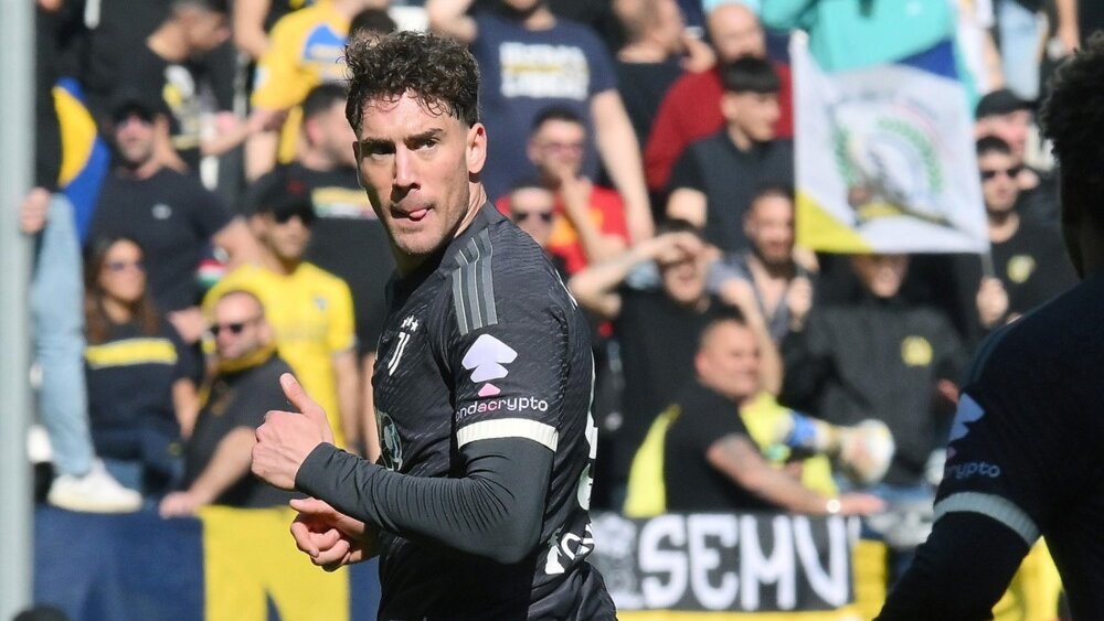 Alarm u Torinu, Vlahović i Juventus bez dogovora, Srbin misli da vredi ...