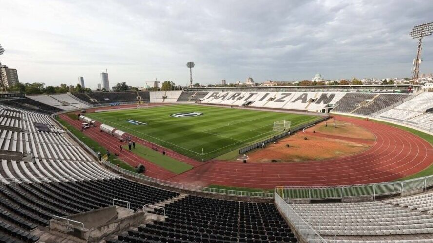 Poplavljen stadion Partizana (VIDEO) - Sport - Dnevni list Danas