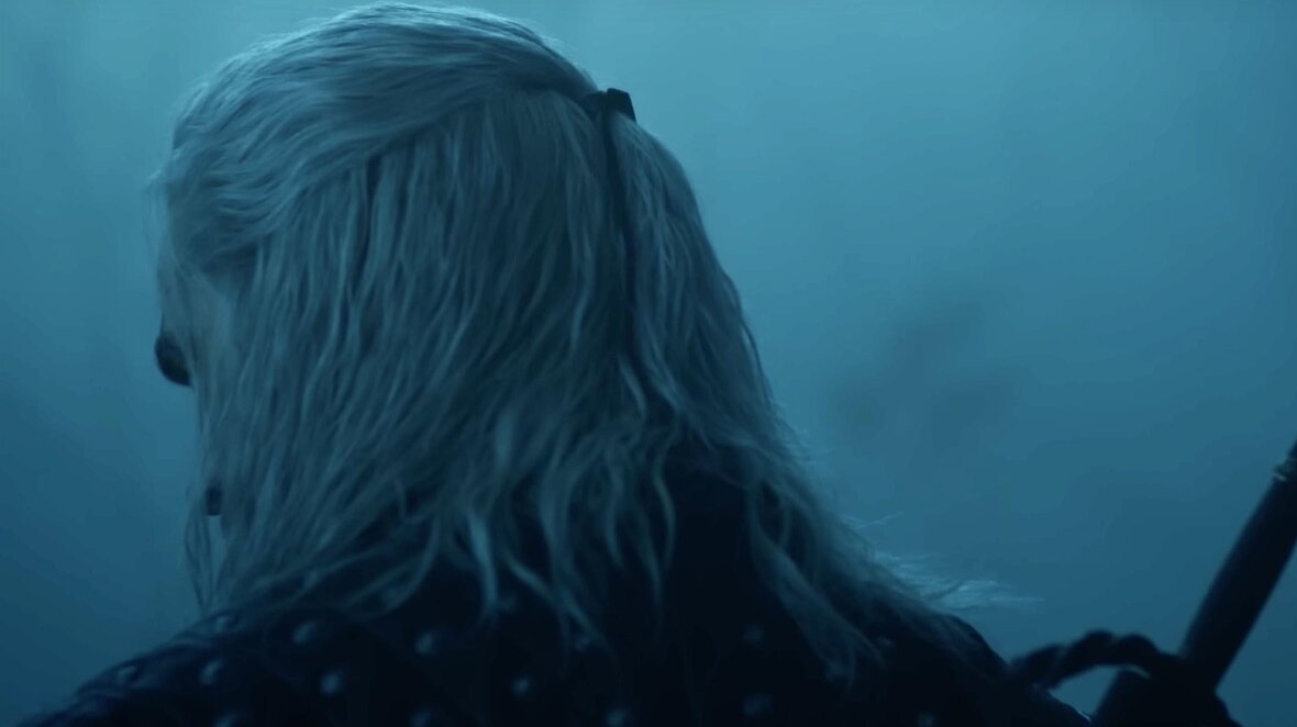 „The Witcher": Evo kako Lijam Hemsvort izgleda kao Geralt u 4. sezoni ...