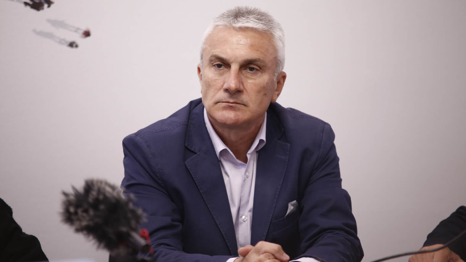 Slaviša Orlović tužio kolegu u penziji - Zorana Stojiljkovića - Društvo ...