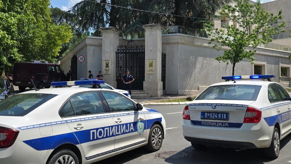 "Kad pogledate šta je u stanovima tih ljudi...": Kako regionalni mediji pišu o napadu na ...