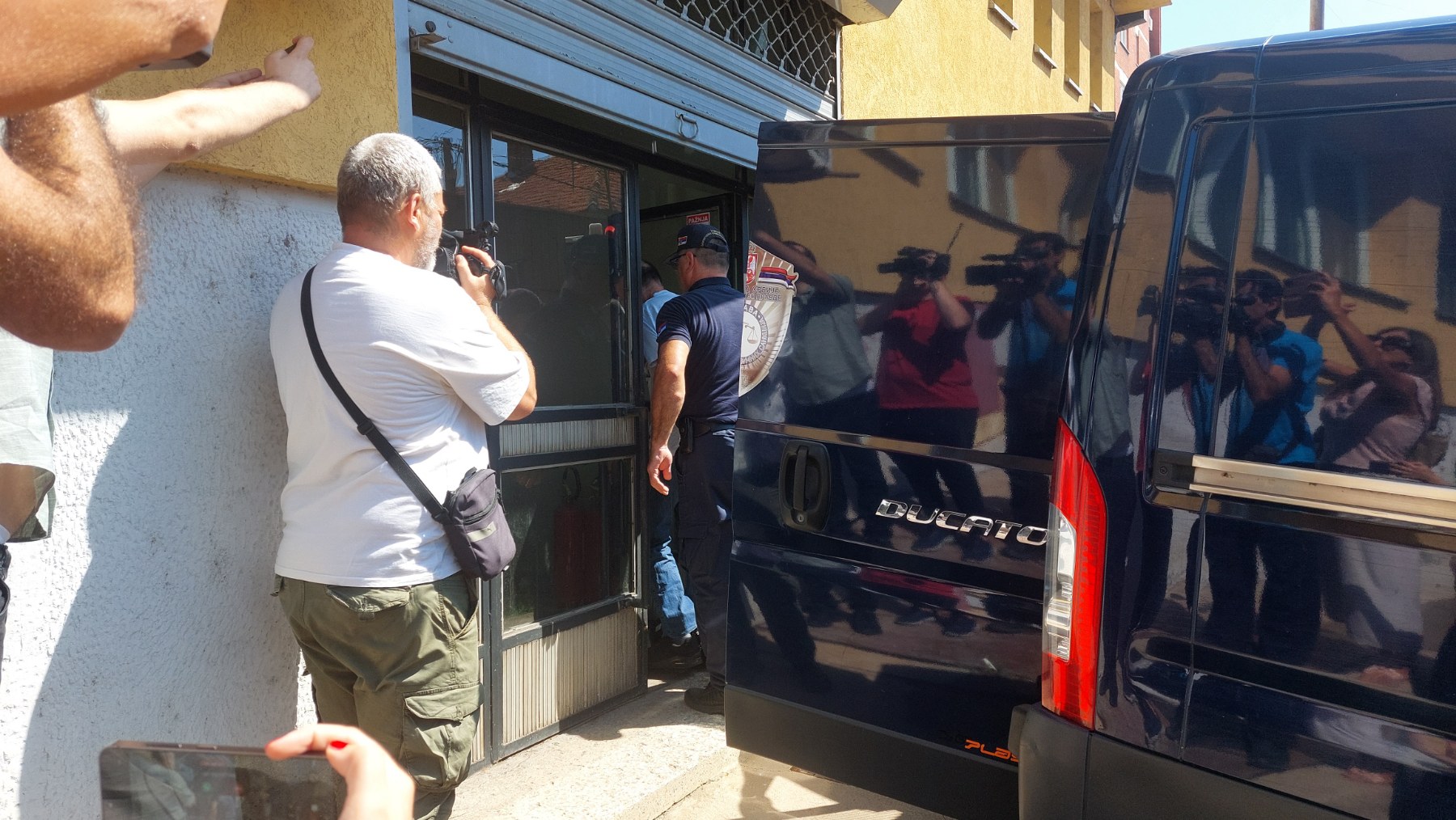 Osumnjičeni za ubistvo Danke Ilić doveden u VJT u Zaječaru - Društvo - Dnevni list Danas