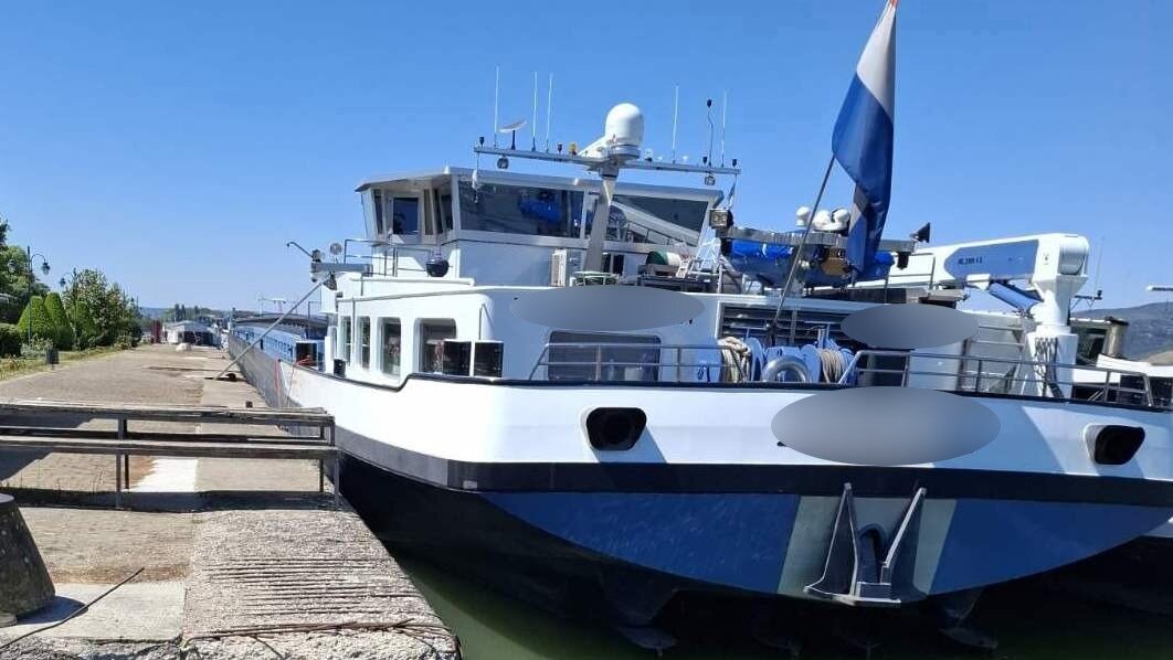 Kapetan broda kažnjen sa 3,3 miliona dinara pošto je s plovila "nestalo ...
