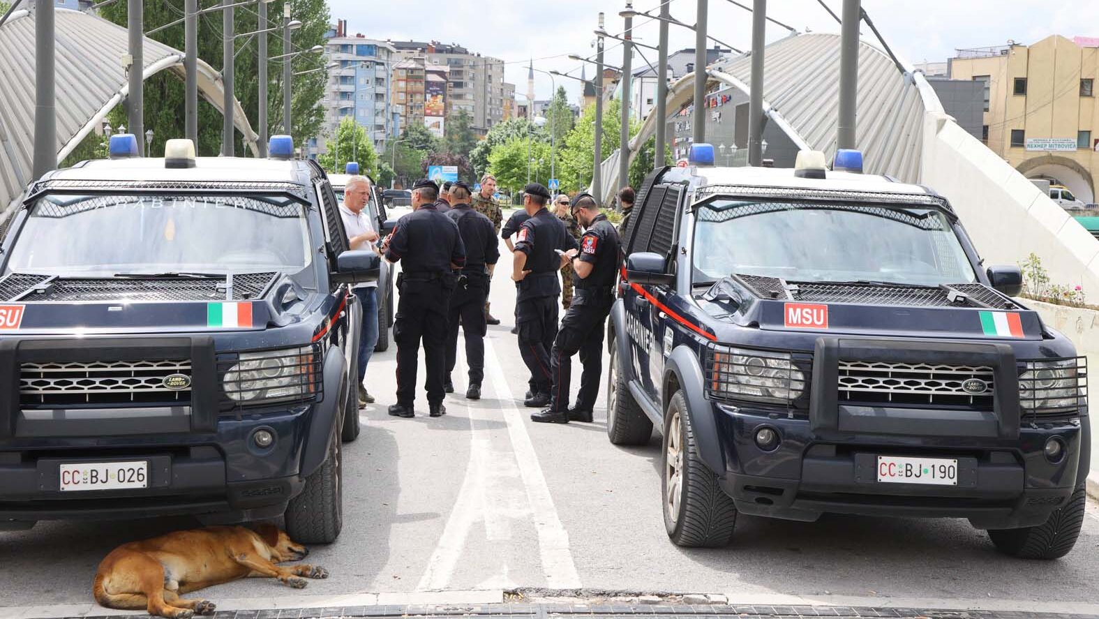 Na Severu KiM četrnaesti dan blokade srpskih institucija - Politika - Dnevni list Danas