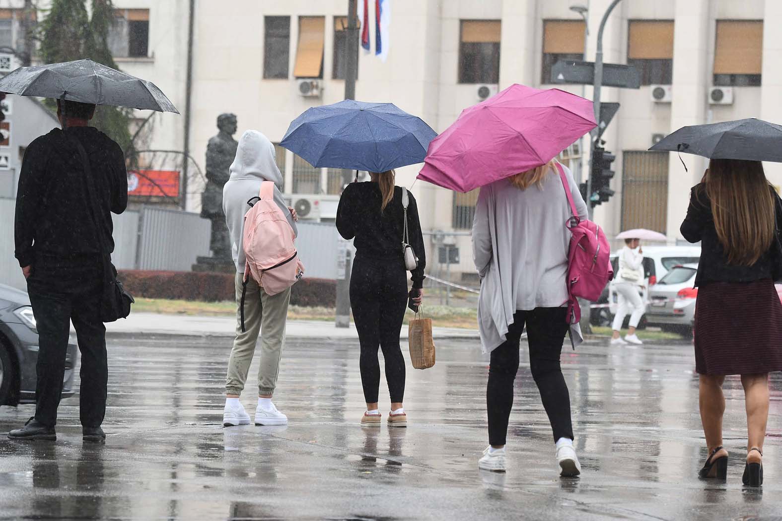 (MAPA) RHMZ najavio nove padavine: Gde se očekuju pljuskovi u naredna dva sata? - Društvo ...