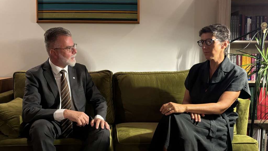 Ministar Ristić sa predsednicom Evropske federacije novinara: Šta je ...