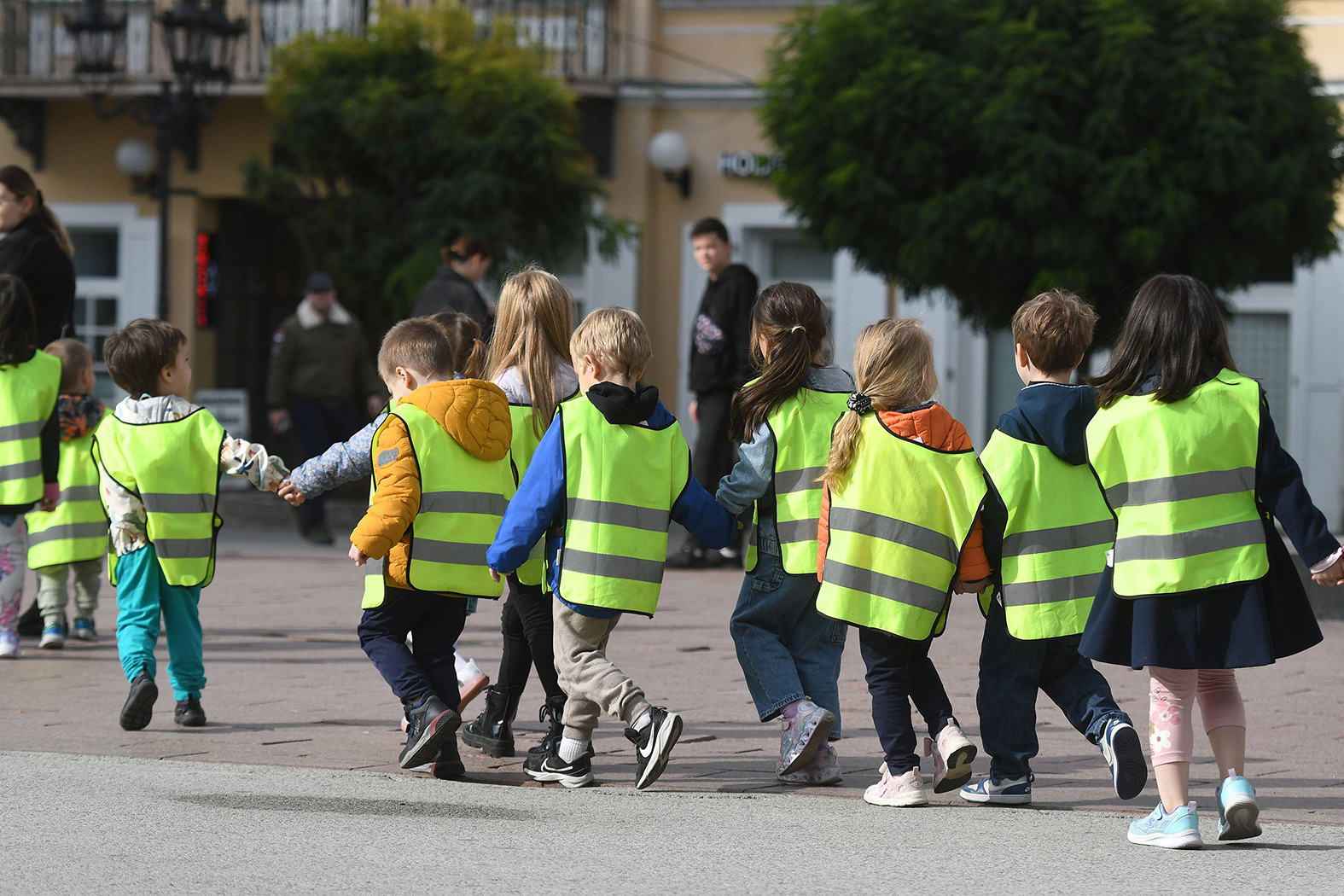 Mreža organizacije dece Srbije: Deca nisu vlasništvo nijednog pojedinca ...