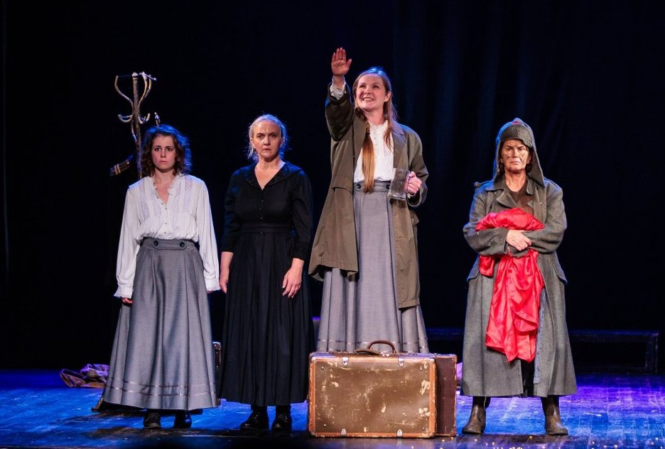 Istorija 20. veka ispričana kroz sudbinu četiri žene: Predstava „Žena ...