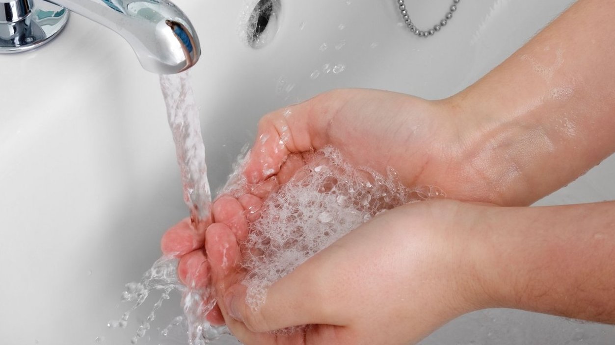 Pranje ruku je obavezno nakon što dodirnete ovih 9 stvari - Život ...